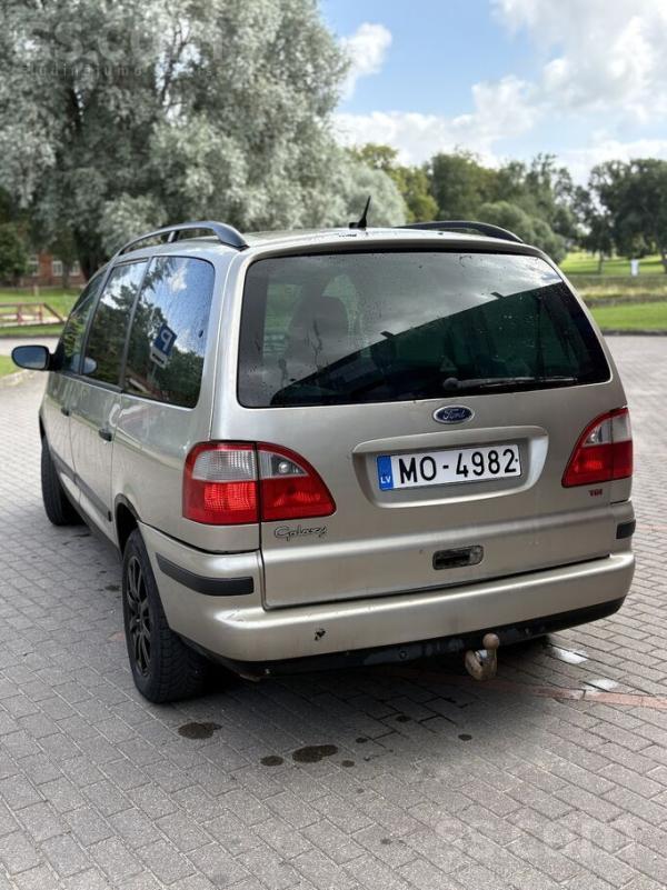 Dzeltens Ford Galaxy 2002 Kuldīga, ar dzinēja tilpumu 1.90 L un nobraukumu 412 tūkst. km par 1200 €, foto 2 vietnē AUTOMOTO.COM.LV