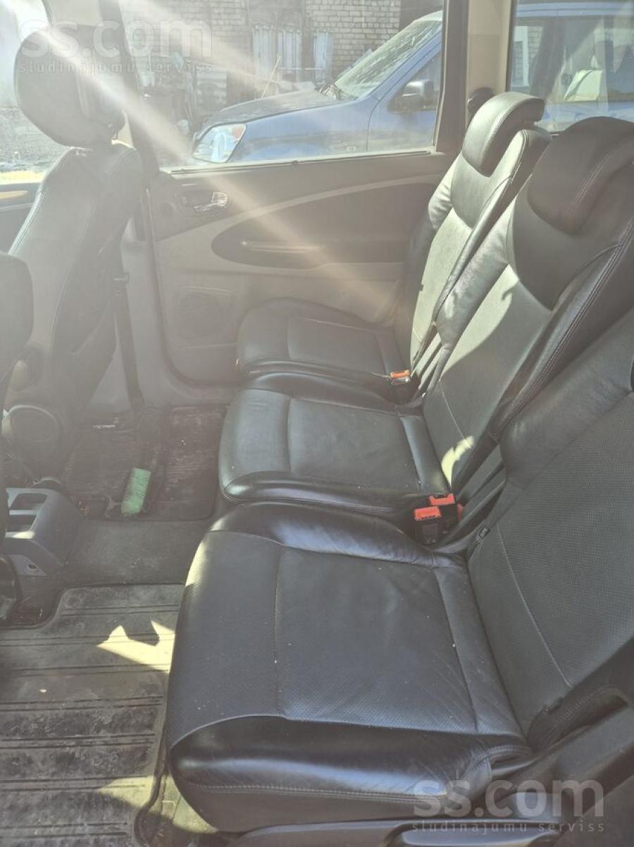 Dzeltens Ford Galaxy 2007 Rīga, ar dzinēja tilpumu 2.00 L un nobraukumu 502 tūkst. km par 2200 €, foto 6 vietnē AUTOMOTO.COM.LV