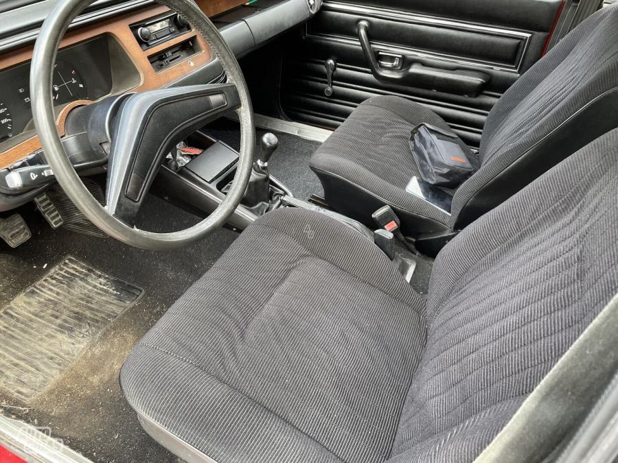 Red Ford Granada 1977 in Birzai, with an engine capacity of 2.00 L and mileage of 112 thousand km for 6999 €, photo 10 on AUTOMOTO.COM.LV