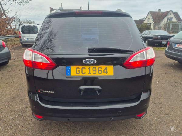Black Ford Grand C-MAX 2011 in Raseiniai, with an engine capacity of 1.60 L and mileage of 270 thousand km for 3250 €, photo 6 on AUTOMOTO.COM.LV