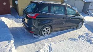 Black Ford Grand C-MAX 2011 in Vilnius, with an engine capacity of 2.00 L and mileage of 245 thousand km for 3140 €, photo 7 on AUTOMOTO.COM.LV