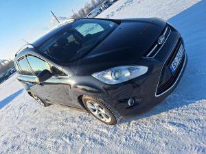 Black Ford Grand C-MAX 2011 in Marijampole, with an engine capacity of 1.60 L and mileage of 248 thousand km for 2999 €, photo 9 on AUTOMOTO.COM.LV