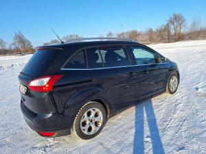Black Ford Grand C-MAX 2011 in Marijampole, with an engine capacity of 1.60 L and mileage of 248 thousand km for 2999 €, photo 10 on AUTOMOTO.COM.LV