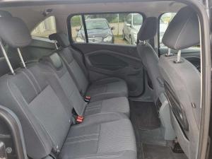 Melns Ford Grand C-MAX 2011 Kauņa, ar dzinēja tilpumu 1.60 L un nobraukumu 192 tūkst. km par 3400 €, foto 7 vietnē AUTOMOTO.COM.LV
