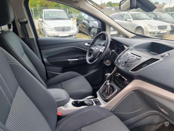 Black Ford Grand C-MAX 2011 in Kaunas, with an engine capacity of 1.60 L and mileage of 192 thousand km for 3400 €, photo 5 on AUTOMOTO.COM.LV
