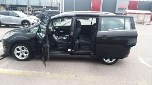 Black Ford Grand C-MAX 2011 in Vilnius, with an engine capacity of 2.00 L and mileage of 310 thousand km for 3230 €, photo 4 on AUTOMOTO.COM.LV
