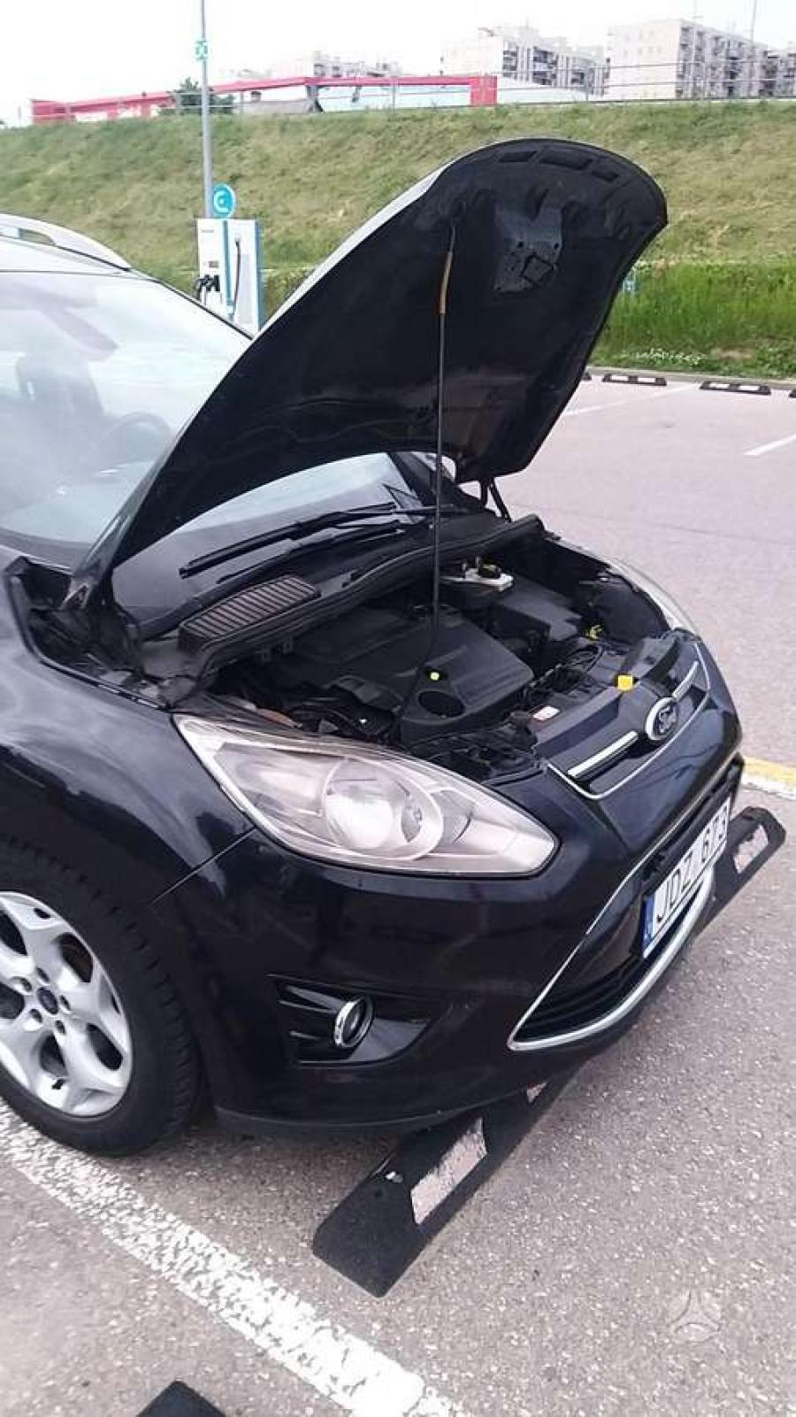 Black Ford Grand C-MAX 2011 in Vilnius, with an engine capacity of 2.00 L and mileage of 310 thousand km for 3230 €, photo 15 on AUTOMOTO.COM.LV