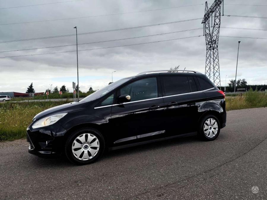 Black Ford Grand C-MAX 2011 in Marijampole, with an engine capacity of 1.56 L and mileage of 276 thousand km for 3450 €, photo 4 on AUTOMOTO.COM.LV