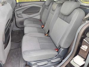 Black Ford Grand C-MAX 2011 in Marijampole, with an engine capacity of 1.56 L and mileage of 276 thousand km for 3450 €, photo 8 on AUTOMOTO.COM.LV