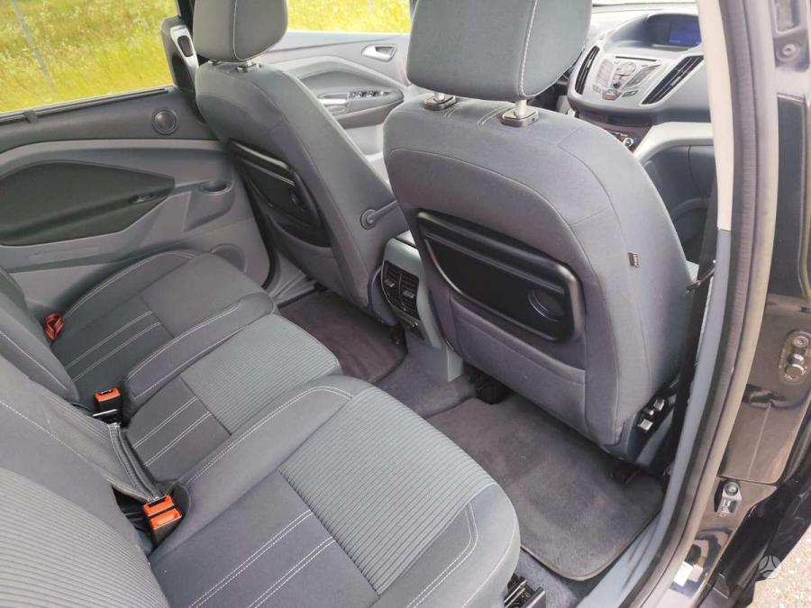 Black Ford Grand C-MAX 2011 in Marijampole, with an engine capacity of 1.56 L and mileage of 276 thousand km for 3450 €, photo 12 on AUTOMOTO.COM.LV