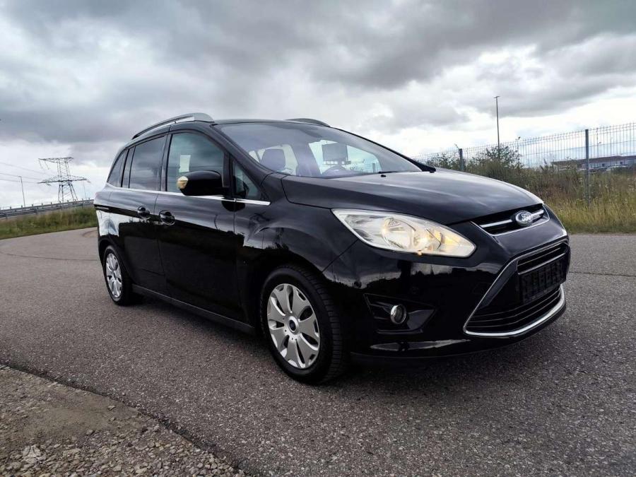 Black Ford Grand C-MAX 2011 in Marijampole, with an engine capacity of 1.56 L and mileage of 276 thousand km for 3450 €, photo 16 on AUTOMOTO.COM.LV