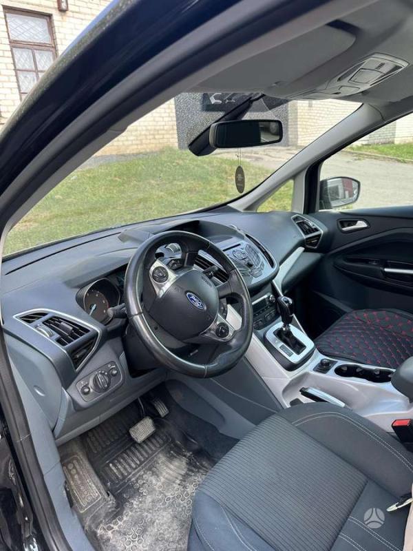 Black Ford Grand C-MAX 2011 in Kaunas, with an engine capacity of 2.00 L and mileage of 290 thousand km for 1600 €, photo 7 on AUTOMOTO.COM.LV