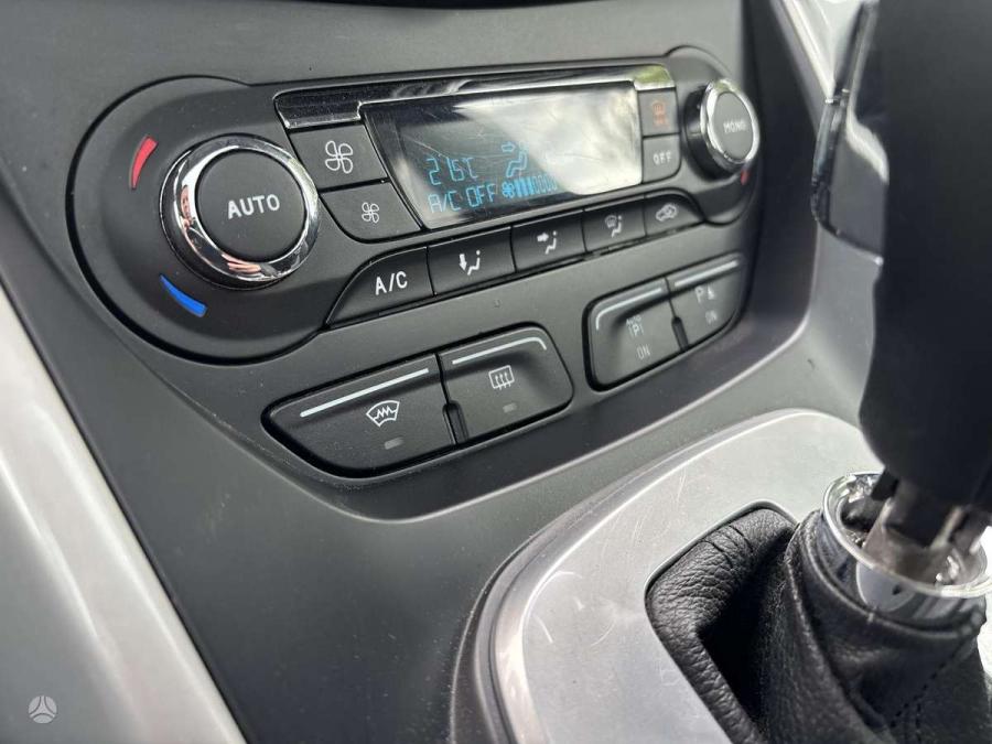 Melns Ford Grand C-MAX 2011 Klaipėda, ar dzinēja tilpumu 2.00 L un nobraukumu 290 tūkst. km par 2550 €, foto 13 vietnē AUTOMOTO.COM.LV