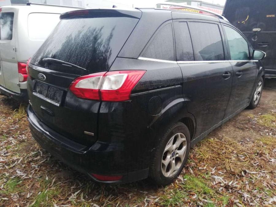 Black Ford Grand C-MAX 2012 in Kaunas, with an engine capacity of 1.50 L and mileage of 250 thousand km for 2350 €, photo 4 on AUTOMOTO.COM.LV