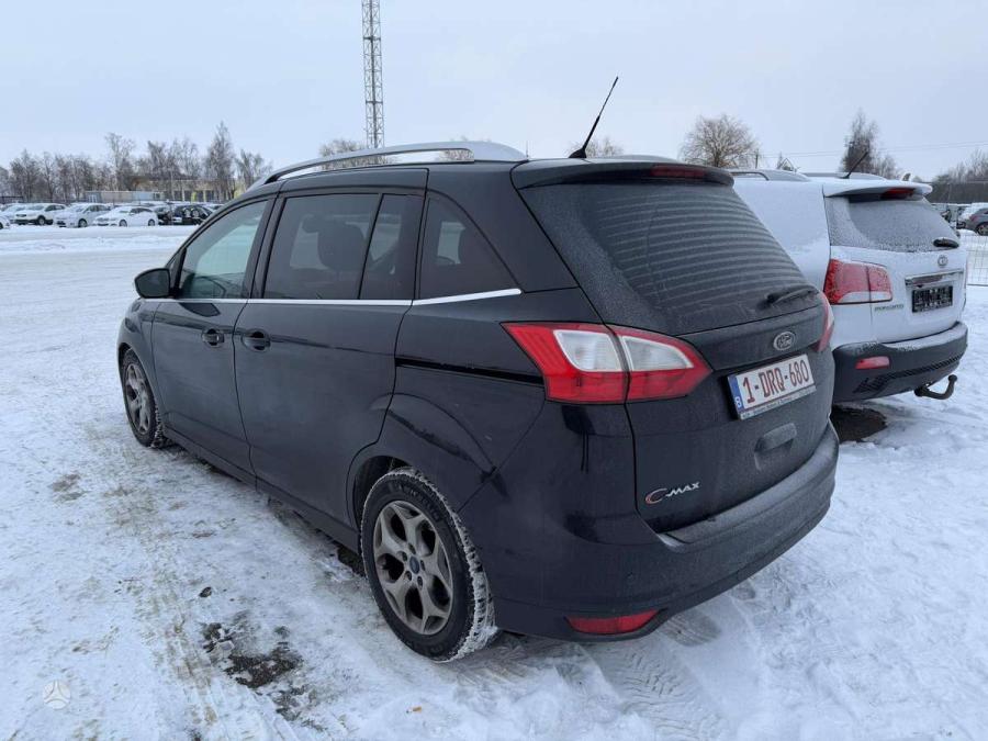 Melns Ford Grand C-MAX 2012 Marijampole, ar dzinēja tilpumu 85.00 L un nobraukumu 250 tūkst. km par 3300 €, foto 7 vietnē AUTOMOTO.COM.LV