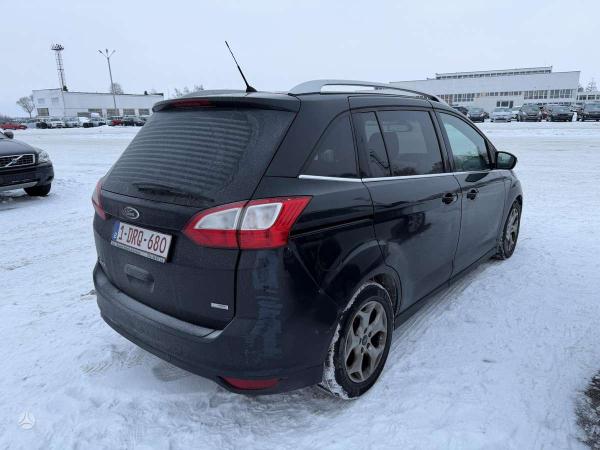 Melns Ford Grand C-MAX 2012 Marijampole, ar dzinēja tilpumu 1.60 L un nobraukumu 250 tūkst. km par 3300 €, foto 4 vietnē AUTOMOTO.COM.LV