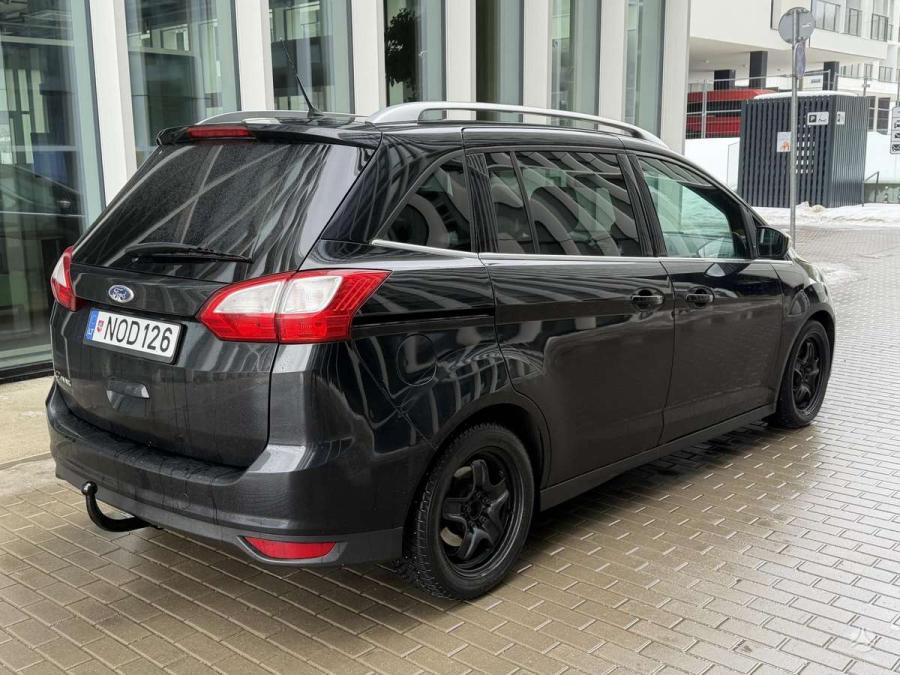 Melns Ford Grand C-MAX 2012 Viļņa, ar dzinēja tilpumu 2.00 L un nobraukumu 275 tūkst. km par 3100 €, foto 7 vietnē AUTOMOTO.COM.LV