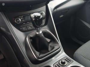 Black Ford Grand C-MAX 2012 in Vilnius, with an engine capacity of 1.60 L and mileage of 308 thousand km for 4999 €, photo 17 on AUTOMOTO.COM.LV