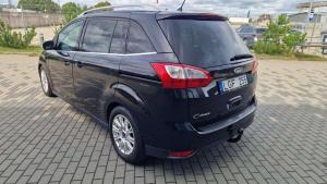 Black Ford Grand C-MAX 2012 in Siauliai, with an engine capacity of 2.00 L and mileage of 239 thousand km for 3500 €, photo 7 on AUTOMOTO.COM.LV