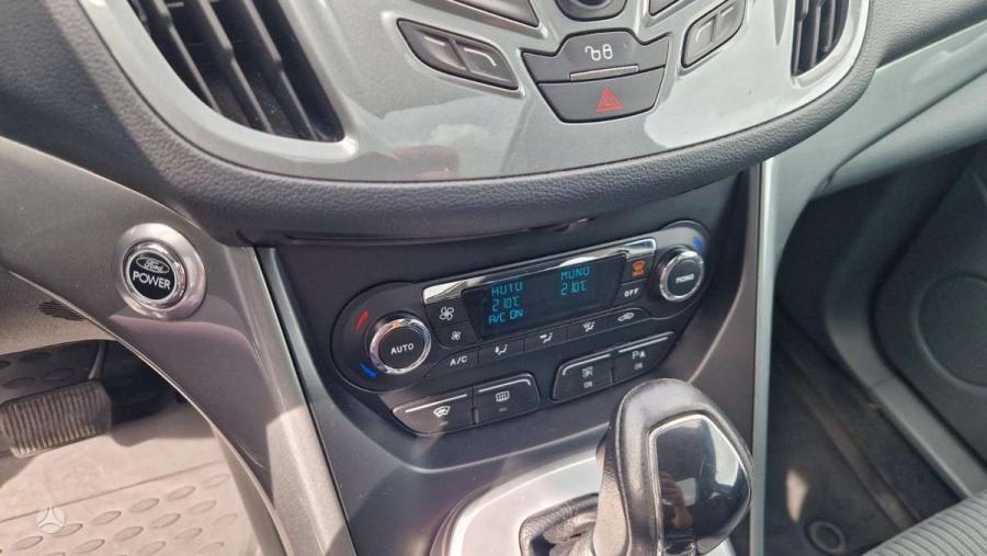 Black Ford Grand C-MAX 2012 in Siauliai, with an engine capacity of 2.00 L and mileage of 239 thousand km for 3500 €, photo 17 on AUTOMOTO.COM.LV