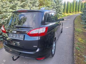 Black Ford Grand C-MAX 2012 in Utena, with an engine capacity of 1.56 L and mileage of 227 thousand km for 4000 €, photo 5 on AUTOMOTO.COM.LV