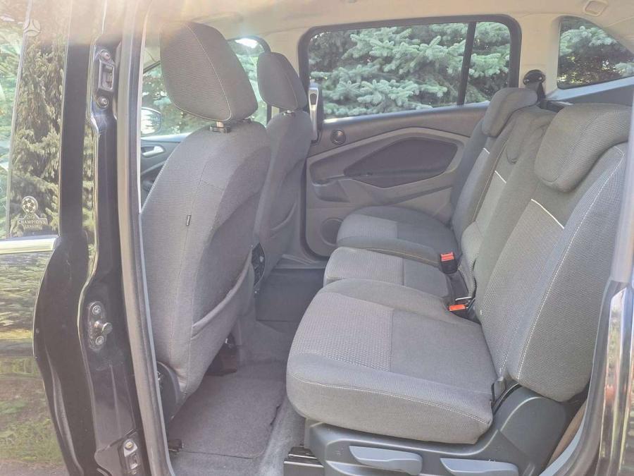 Black Ford Grand C-MAX 2012 in Utena, with an engine capacity of 1.56 L and mileage of 227 thousand km for 4000 €, photo 9 on AUTOMOTO.COM.LV