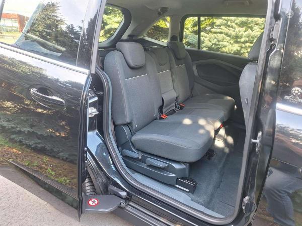 Melns Ford Grand C-MAX 2012 Utena, ar dzinēja tilpumu 1.56 L un nobraukumu 227 tūkst. km par 4000 €, foto 10 vietnē AUTOMOTO.COM.LV