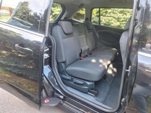 Black Ford Grand C-MAX 2012 in Utena, with an engine capacity of 1.56 L and mileage of 227 thousand km for 4000 €, photo 10 on AUTOMOTO.COM.LV