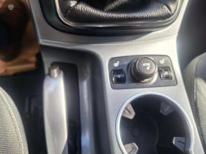 Black Ford Grand C-MAX 2012 in Utena, with an engine capacity of 1.56 L and mileage of 227 thousand km for 4000 €, photo 16 on AUTOMOTO.COM.LV