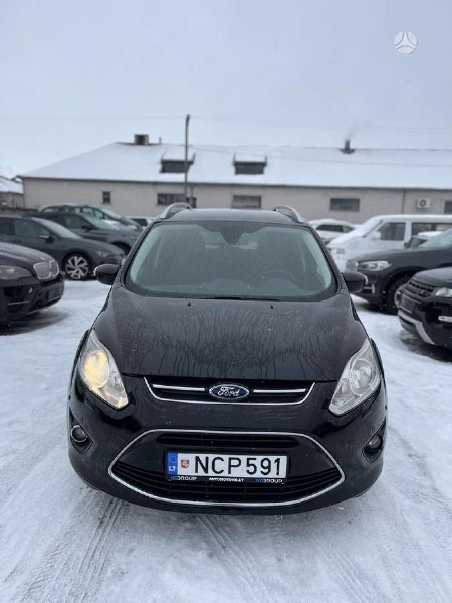 Black Ford Grand C-MAX 2013 in Marijampole, with an engine capacity of 2.00 L and mileage of 196 thousand km for 5100 €, photo 7 on AUTOMOTO.COM.LV