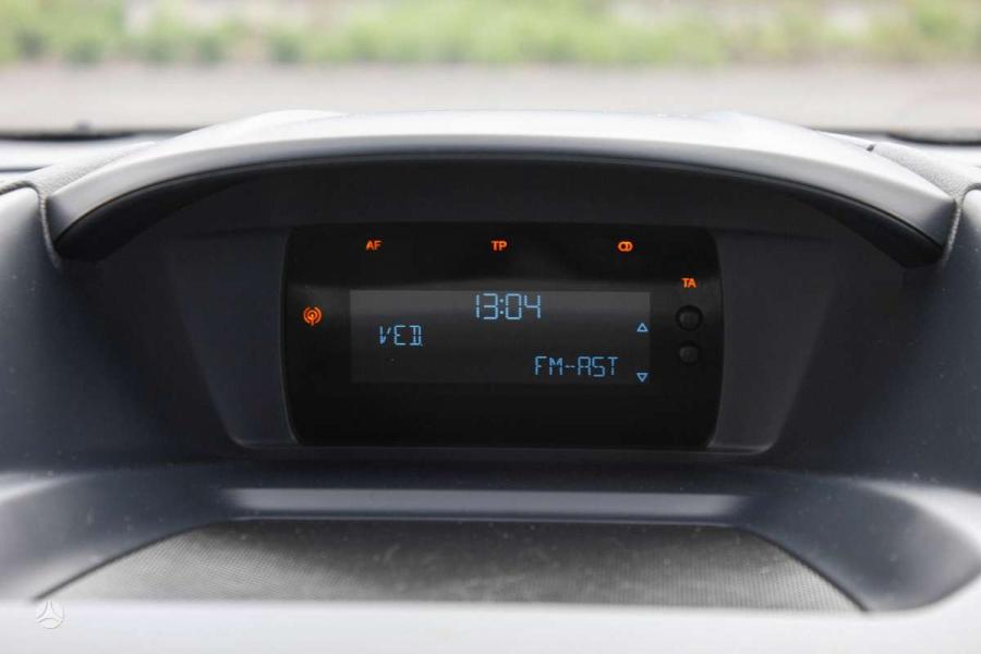 Melns Ford Grand C-MAX 2013 Kauņa, ar dzinēja tilpumu 1.56 L un nobraukumu 178 tūkst. km par 4200 €, foto 15 vietnē AUTOMOTO.COM.LV