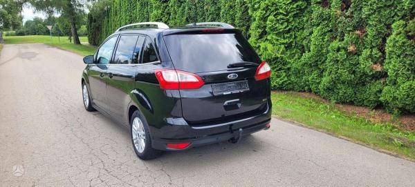 Melns Ford Grand C-MAX 2013 Marijampole, ar dzinēja tilpumu 1.56 L un nobraukumu 249 tūkst. km par 4200 €, foto 10 vietnē AUTOMOTO.COM.LV