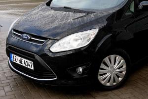 Black Ford Grand C-MAX 2014 in Kretinga, with an engine capacity of 1.00 L and mileage of 171 thousand km for 4999 €, photo 4 on AUTOMOTO.COM.LV