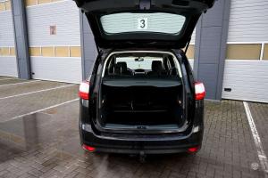 Black Ford Grand C-MAX 2014 in Kretinga, with an engine capacity of 1.00 L and mileage of 171 thousand km for 4999 €, photo 11 on AUTOMOTO.COM.LV