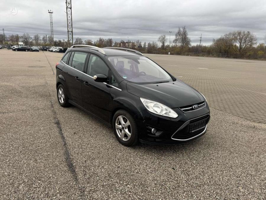 Black Ford Grand C-MAX 2014 in Marijampole, with an engine capacity of 1.60 L and mileage of 151 thousand km for 4650 €, photo 3 on AUTOMOTO.COM.LV