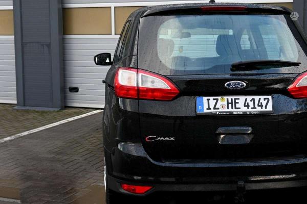 Melns Ford Grand C-MAX 2014 Kretinga, ar dzinēja tilpumu 1.00 L un nobraukumu 171 tūkst. km par 4999 €, foto 9 vietnē AUTOMOTO.COM.LV