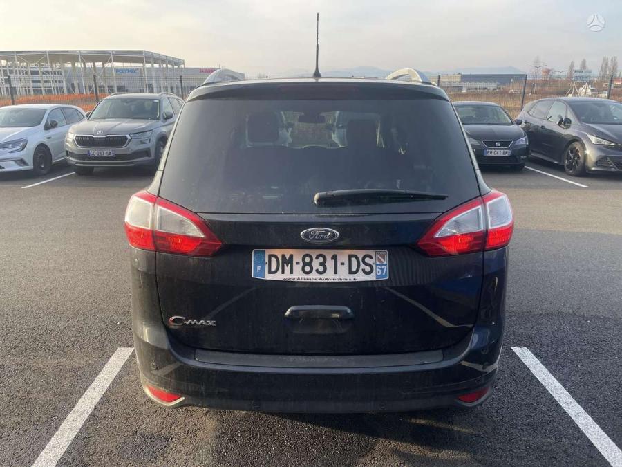 Black Ford Grand C-MAX 2014 in Vilnius, with an engine capacity of 0.00 L and mileage of 231 thousand km for 4350 €, photo 4 on AUTOMOTO.COM.LV