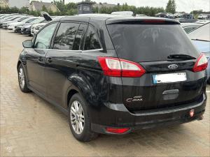 Black Ford Grand C-MAX 2014 in Taurage, with an engine capacity of 1.56 L and mileage of 303 thousand km for 3100 €, photo 5 on AUTOMOTO.COM.LV