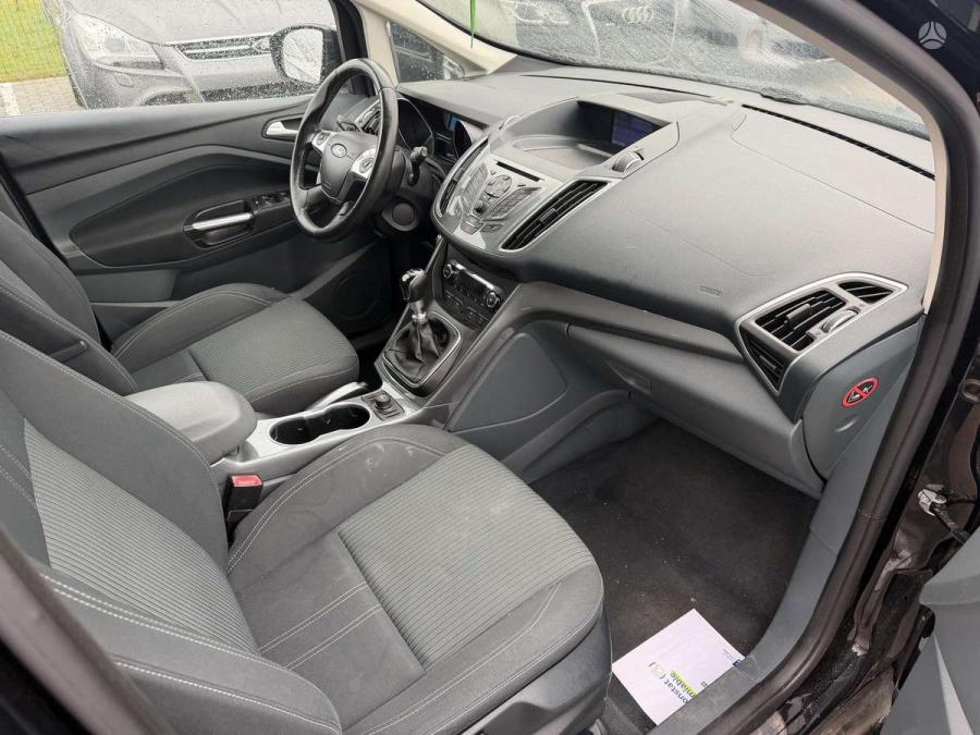 Black Ford Grand C-MAX 2014 in Taurage, with an engine capacity of 1.56 L and mileage of 303 thousand km for 3100 €, photo 6 on AUTOMOTO.COM.LV