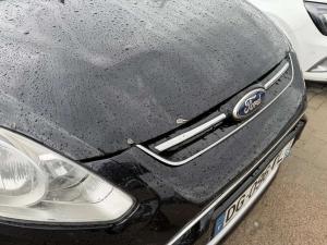 Black Ford Grand C-MAX 2014 in Taurage, with an engine capacity of 1.56 L and mileage of 303 thousand km for 3100 €, photo 10 on AUTOMOTO.COM.LV