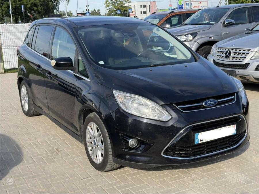 Black Ford Grand C-MAX 2014 in Taurage, with an engine capacity of 1.56 L and mileage of 303 thousand km for 3100 €, photo 3 on AUTOMOTO.COM.LV