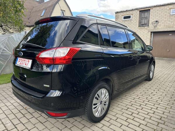 Melns Ford Grand C-MAX 2016 Prienai, ar dzinēja tilpumu 1.00 L un nobraukumu 177 tūkst. km par 3950 €, foto 6 vietnē AUTOMOTO.COM.LV