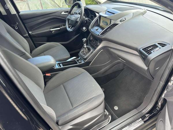 Melns Ford Grand C-MAX 2016 Prienai, ar dzinēja tilpumu 1.00 L un nobraukumu 177 tūkst. km par 3950 €, foto 9 vietnē AUTOMOTO.COM.LV