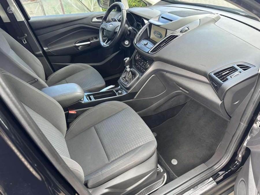 Melns Ford Grand C-MAX 2016 Prienai, ar dzinēja tilpumu 1.00 L un nobraukumu 177 tūkst. km par 3950 €, foto 9 vietnē AUTOMOTO.COM.LV