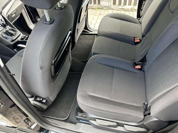 Melns Ford Grand C-MAX 2016 Prienai, ar dzinēja tilpumu 1.00 L un nobraukumu 177 tūkst. km par 3950 €, foto 11 vietnē AUTOMOTO.COM.LV