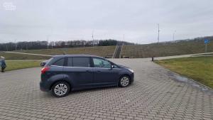 Blue Ford Grand C-MAX 2011 in Kaunas, with an engine capacity of 2.00 L and mileage of 320 thousand km for 3999 €, photo 5 on AUTOMOTO.COM.LV