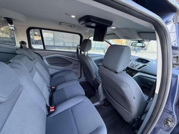 Zils Ford Grand C-MAX 2011 Klaipėda, ar dzinēja tilpumu 1.56 L un nobraukumu 230 tūkst. km par 2800 €, foto 7 vietnē AUTOMOTO.COM.LV