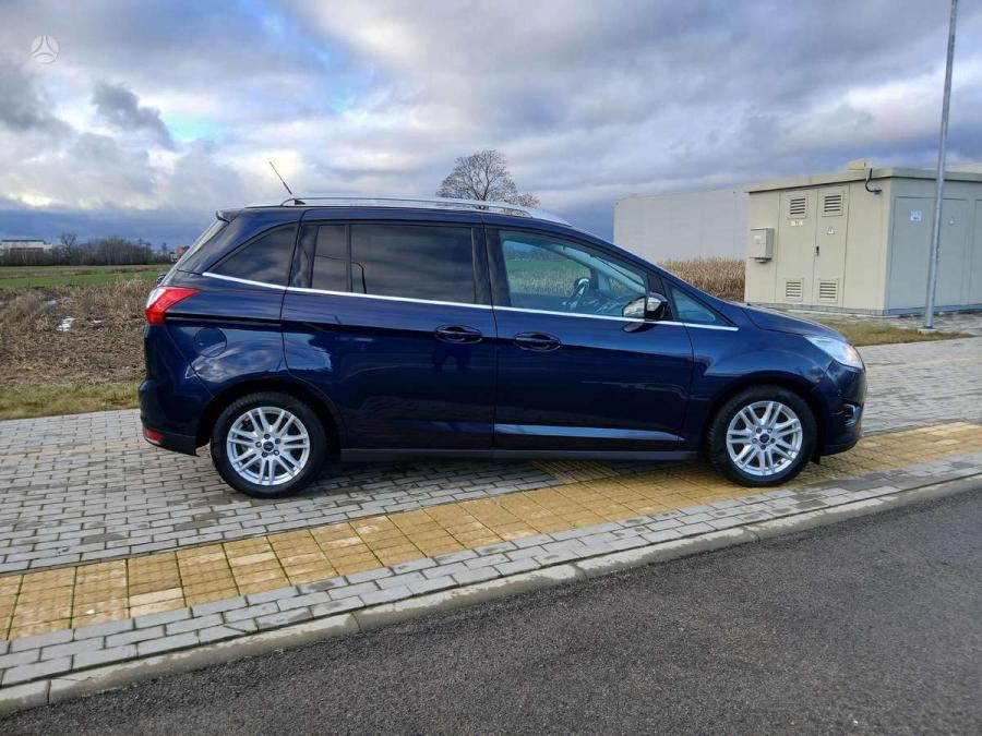Blue Ford Grand C-MAX 2012 in Marijampole, with an engine capacity of 2.00 L and mileage of 209 thousand km for 4750 €, photo 3 on AUTOMOTO.COM.LV