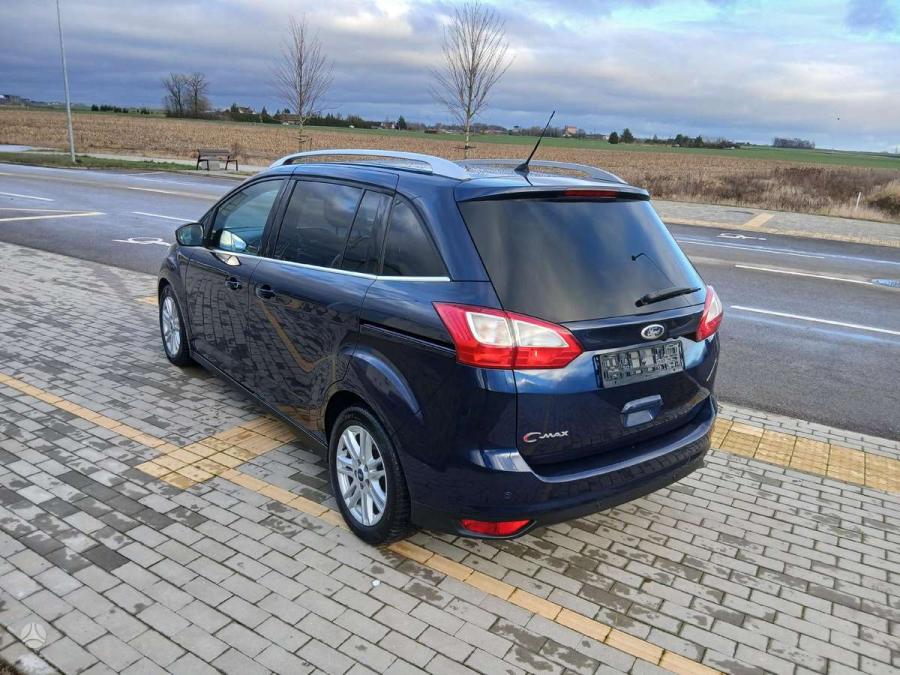 Blue Ford Grand C-MAX 2012 in Marijampole, with an engine capacity of 2.00 L and mileage of 209 thousand km for 4750 €, photo 13 on AUTOMOTO.COM.LV