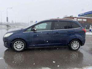 Blue Ford Grand C-MAX 2012 in Elektrenai, with an engine capacity of 1.60 L and mileage of 222 thousand km for 3750 €, photo 6 on AUTOMOTO.COM.LV
